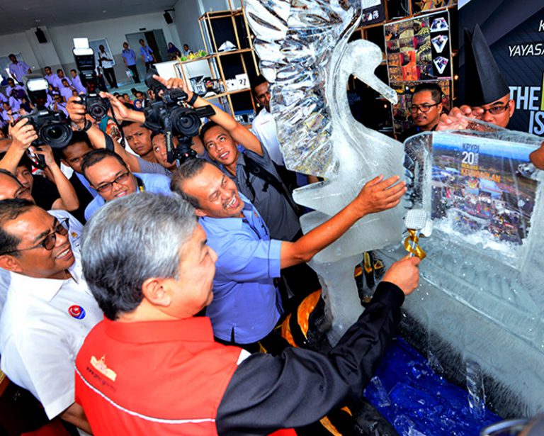 Latar Belakang – Kolej Universiti Yayasan Pelajaran Johor